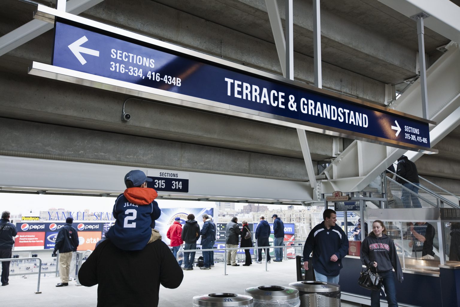 Yankee Stadium Signage & Graphics - C&G Partners